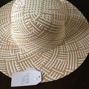 Time and Tru | Accessories | New Womens Two Toned Straw Hat | Poshmark